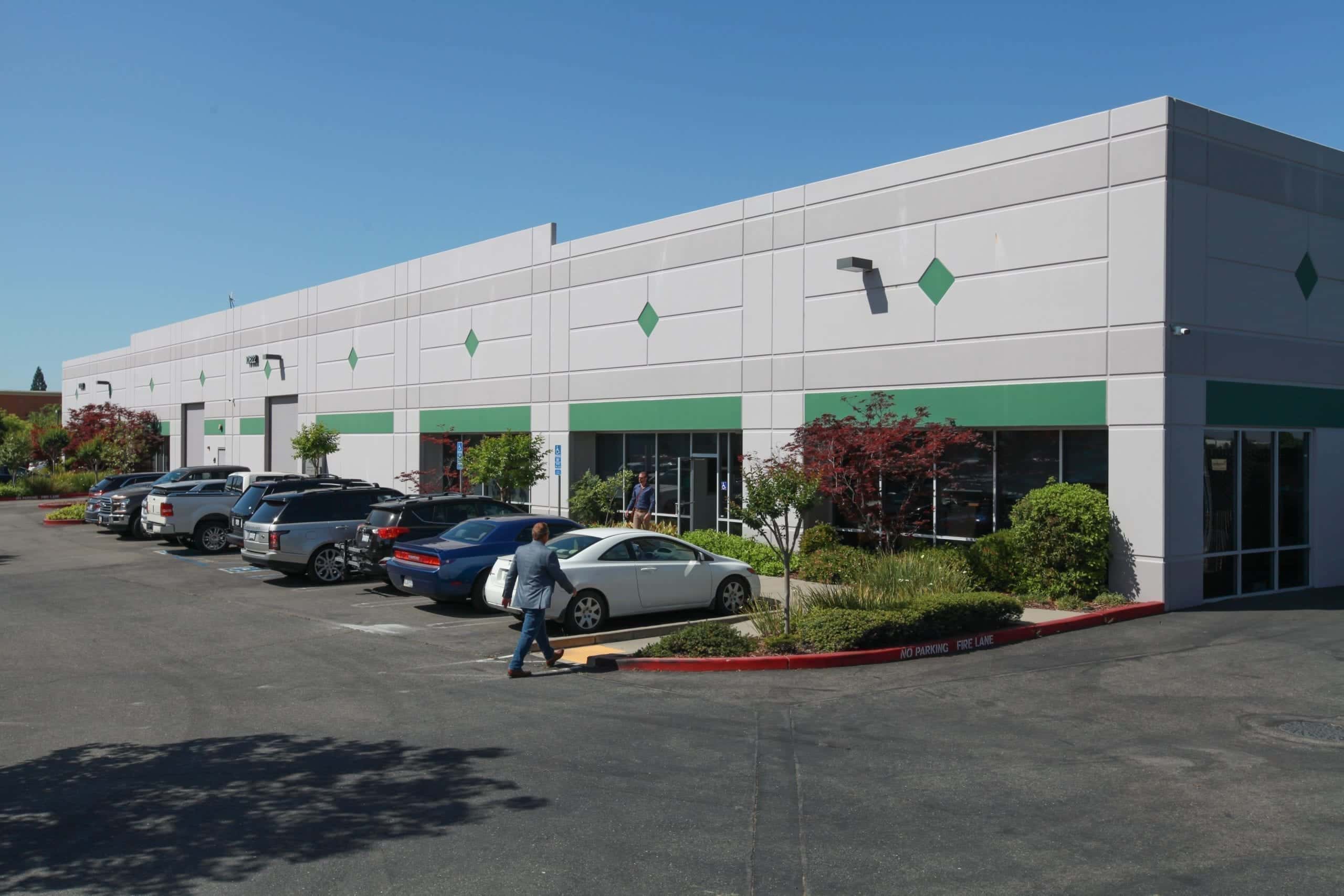 Home - SysTech Displays